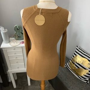 Honey Punch | Dresses | Honey Punch Cold Shoulder Sweater Dress Size S ...